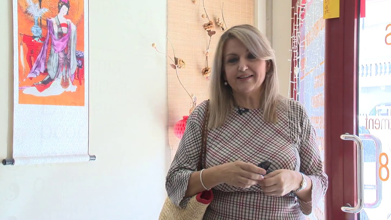 Combining Chinese medicine with Traditional Western Medicine - YouTube