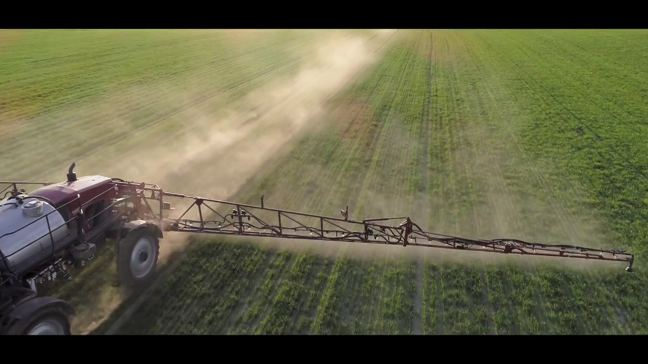 Spraying Grain in Idaho | Case IH Sprayer - YouTube