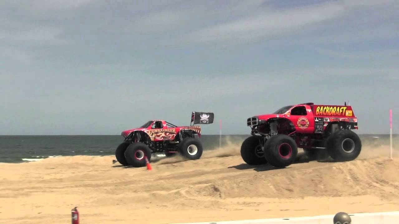 Gunslinger vs Backdraft - Monster Trucks on the Beach - YouTube