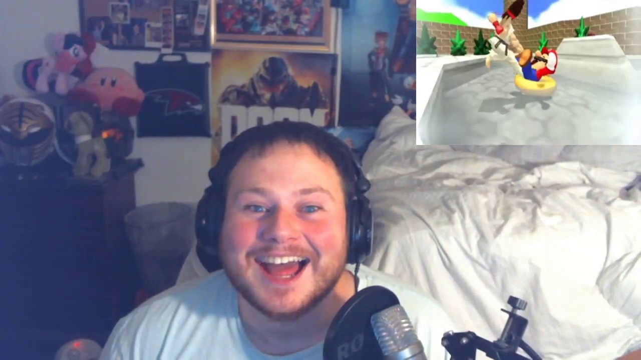 SMG4 REACTION! Mario Gets His PINGAS Stuck In The Door - YouTube