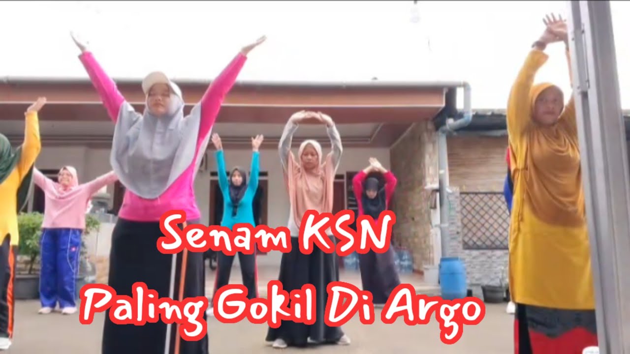 Senam KSN, Senam Ibu" Paling Gokil Di Taman Argo Subur. - YouTube