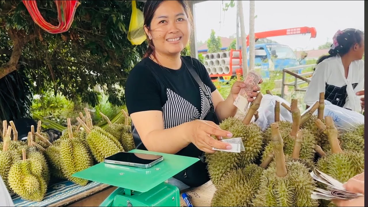 Khmer traditional Samlor kako and beef with tuk prahok - YouTube
