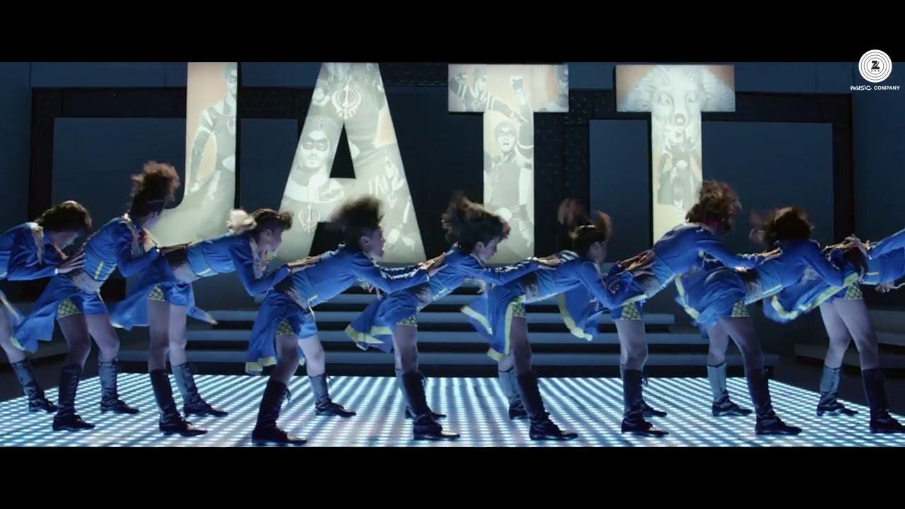 A flying jatt song - YouTube