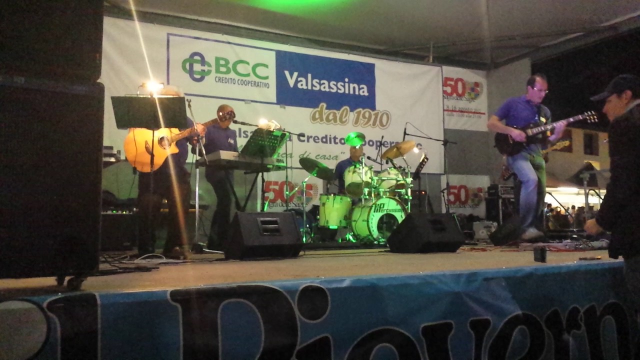 Neuro Band sagra delle sagre 2015 baila morena - YouTube