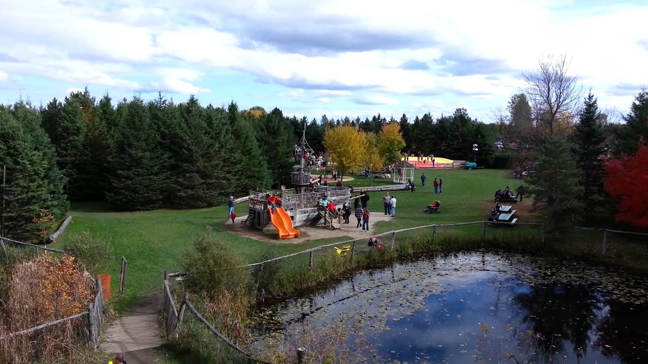 Panorama of Saunders Farm - YouTube