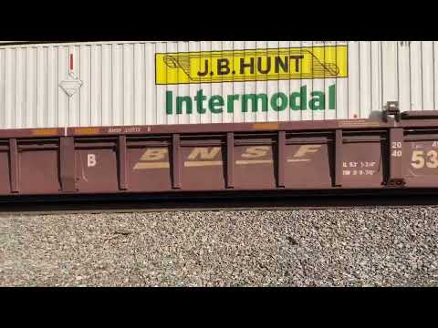 West bound ns 4113 up unit 8563 sd70ace intermodal train - YouTube