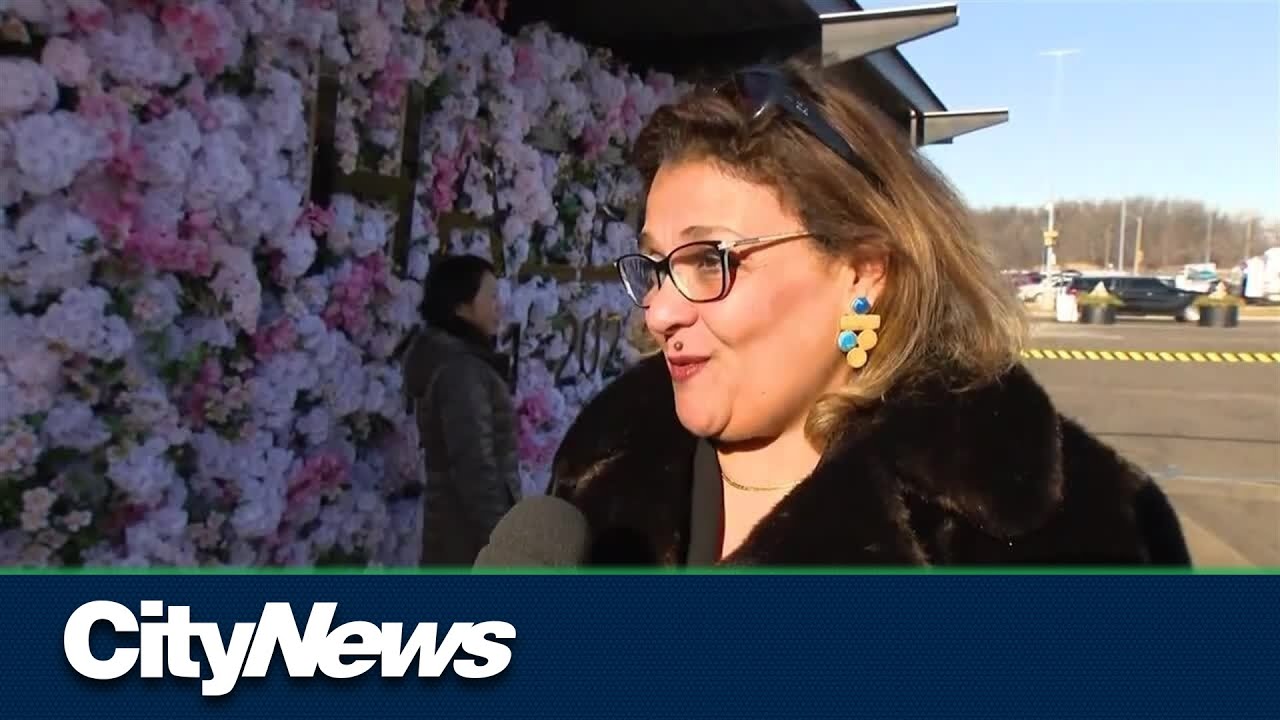 Mississauga residents remember Hazel McCallion ahead of state funeral - YouTube