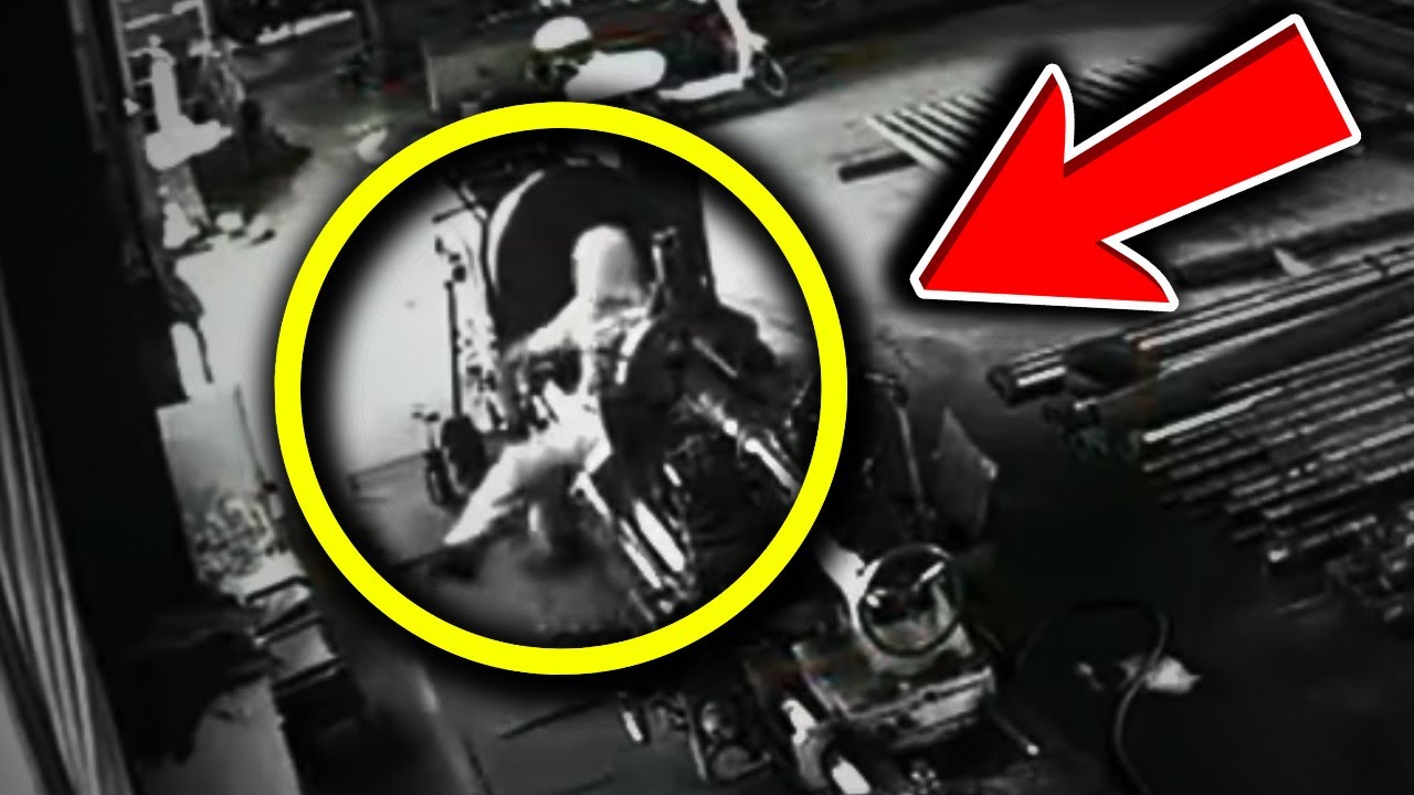 😱 ROTATING MACHINE ACCIDENT PT.21 - YouTube
