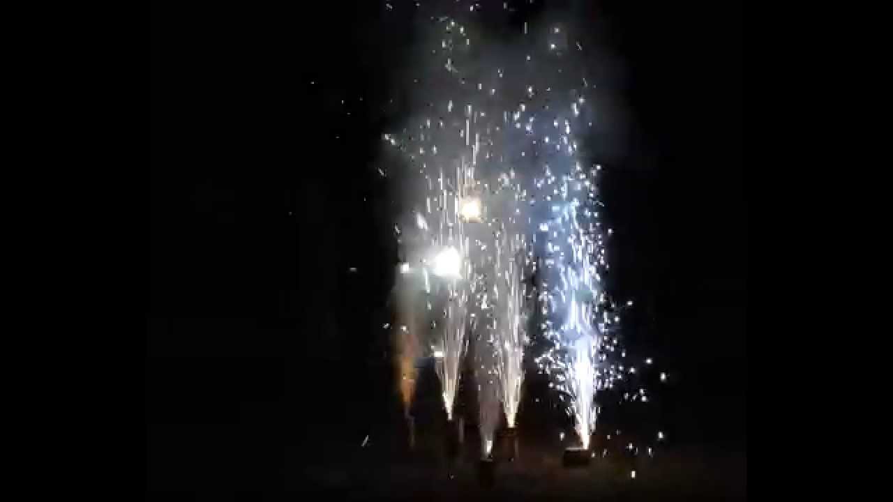 Large display of legal ground-based fireworks - YouTube