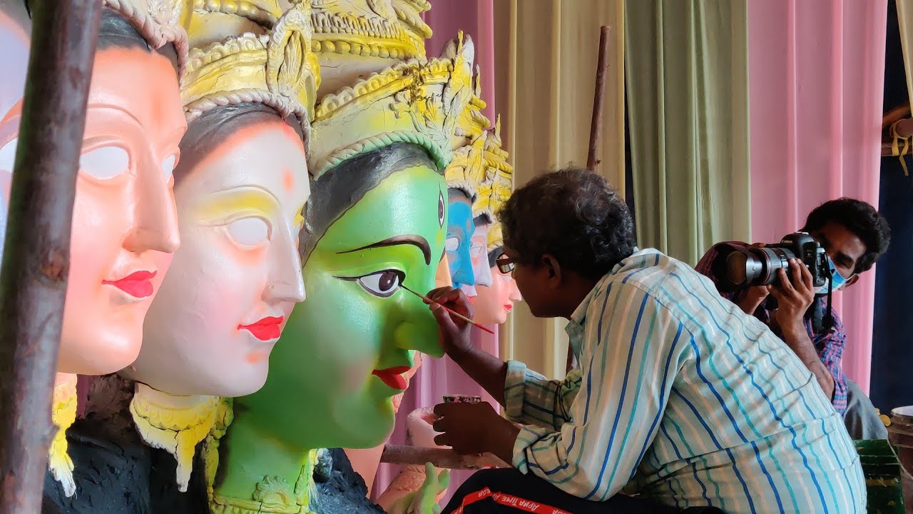 India's Biggest Durga Matha Eye Painting 2021 | Murthi making of Durga ...