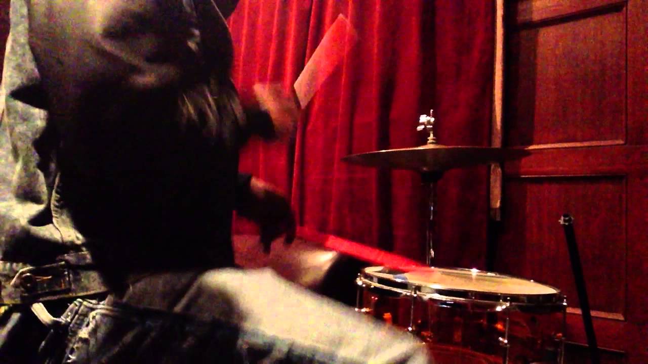 George Spanky McCurdy on drums... just a little mini jam - YouTube