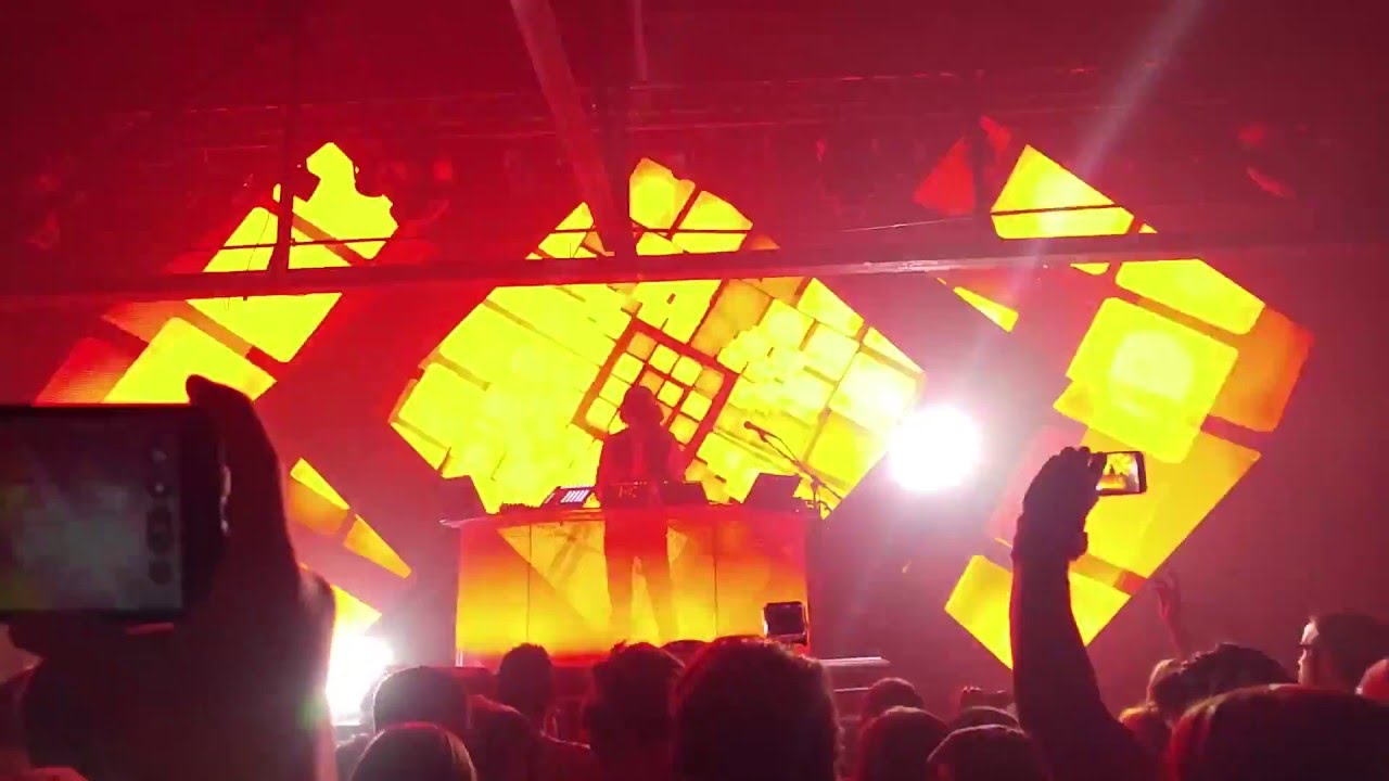 Madeon Live 1-29-16 Tulsa, OK (With decent audio!) - YouTube