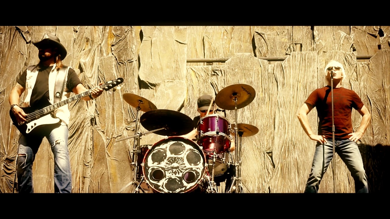 Radiation Romeos - "Radiation Romeos" (Official Music Video) - YouTube