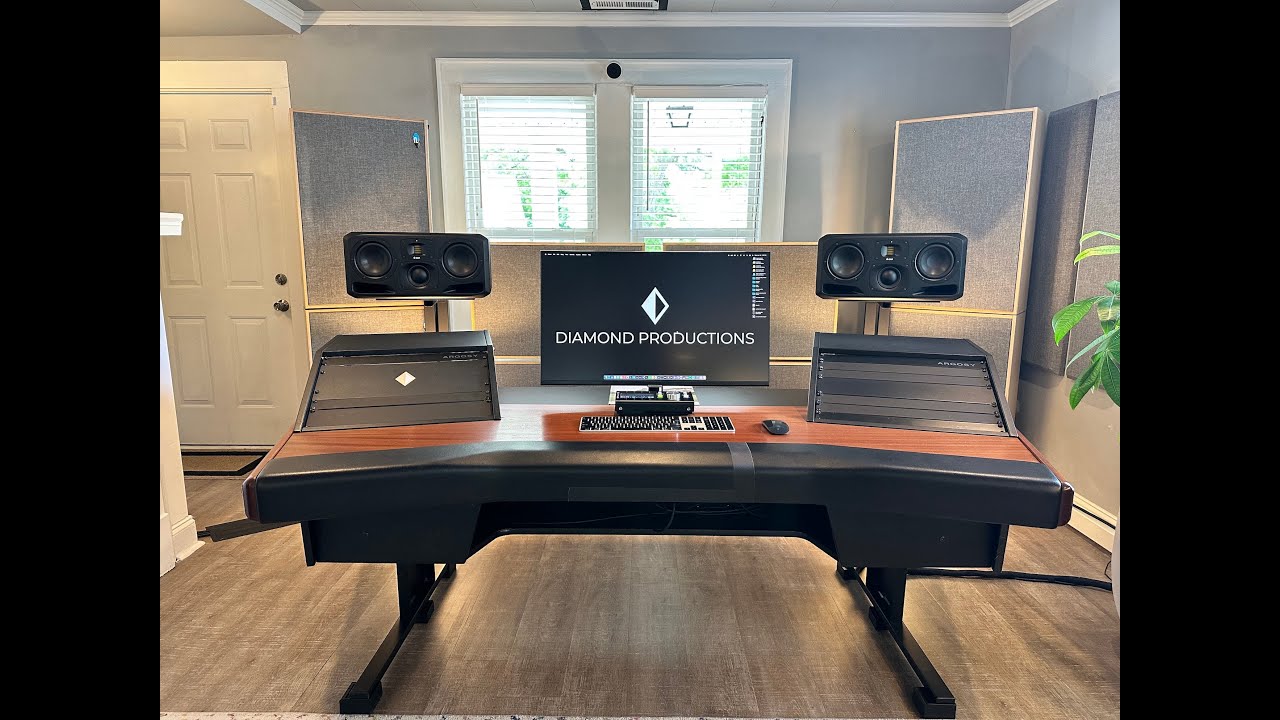 Control Your Low End In Your Studio - YouTube