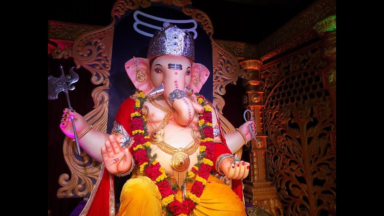 MAHAL CHA RAJA (Shri Pataleshwer Ganesh Utsav Mandal) YEAR 2017 - YouTube