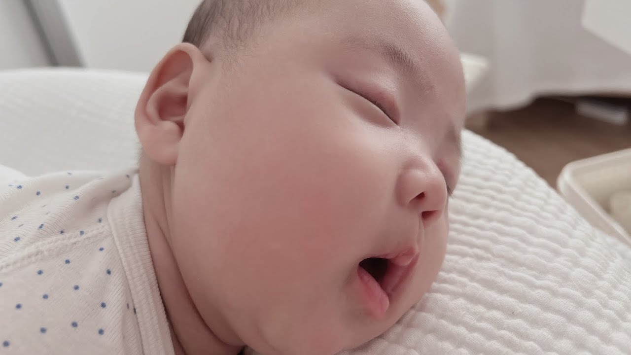 라엘 엄마와 아빠의 육아일기 92일 Youtube