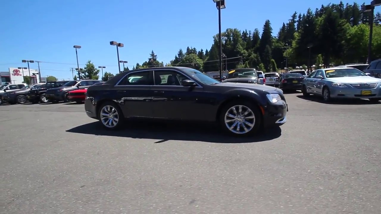 2017 Chrysler 300 Limited | Maximum Steel Metallic | HH647173 | Redmond ...