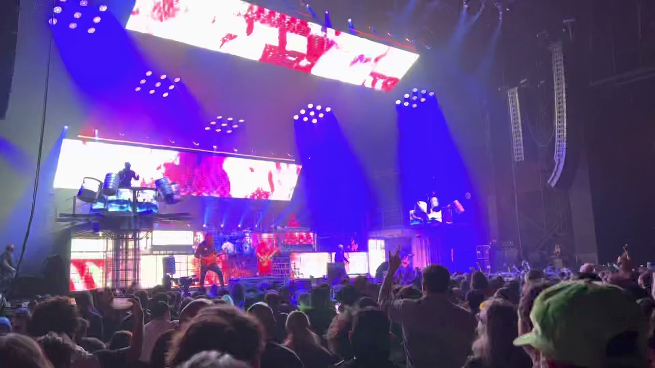 Slipknot - Sic (live) - YouTube