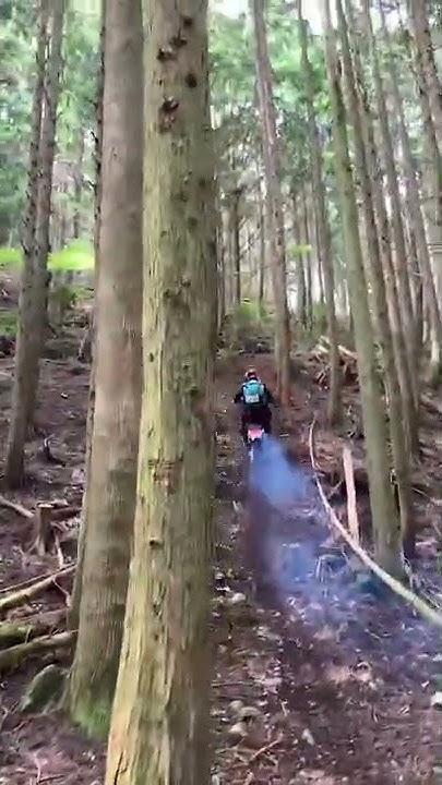 2スト乗り アタック系男子 HONDA CRM250R MD24 - YouTube