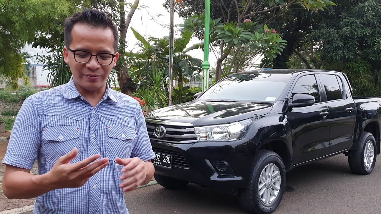 Toyota Hilux E 4x4 diesel 2GD 2018 - YouTube