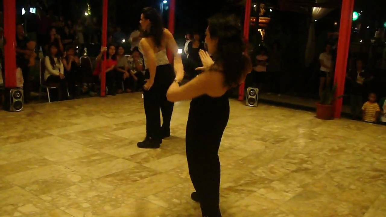 Move Shake And Drop - YouTube