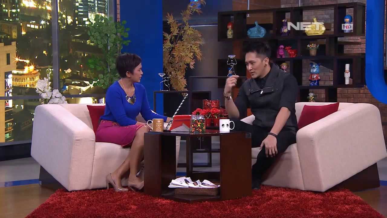 Sarah Sechan - Demian Aditya - Illusionist - YouTube