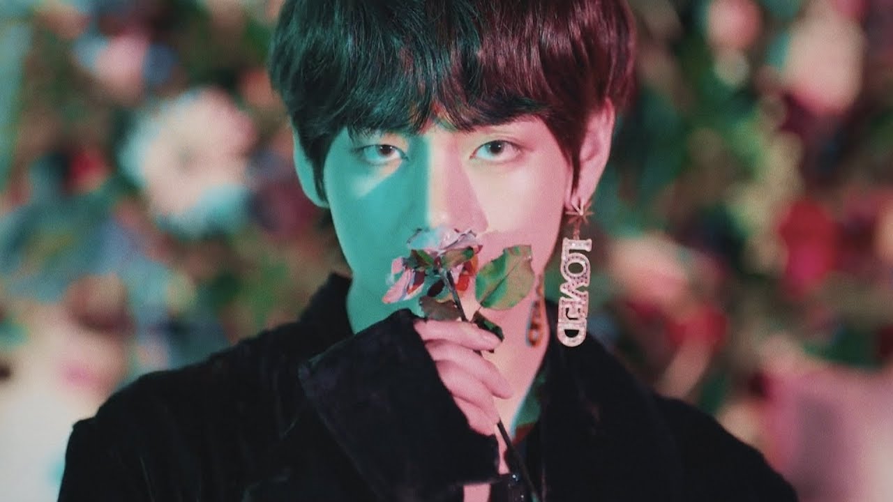 kim taehyung × singularity - YouTube