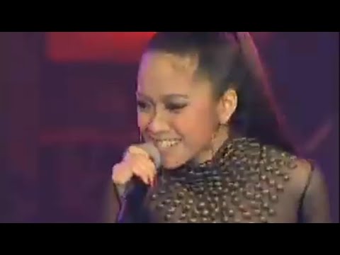 THE STAR 4 - แตกหัก : เม ปวีณ์สุดา - YouTube