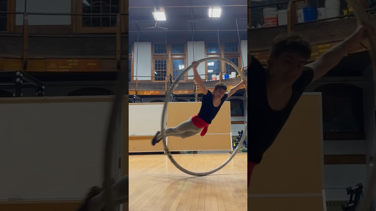 Cyr Wheel acrobat #calisthenics #cyrwheel #danceworkout - YouTube