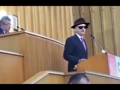 CHP'li vekil canlı yayında emojiyi açık unuttu