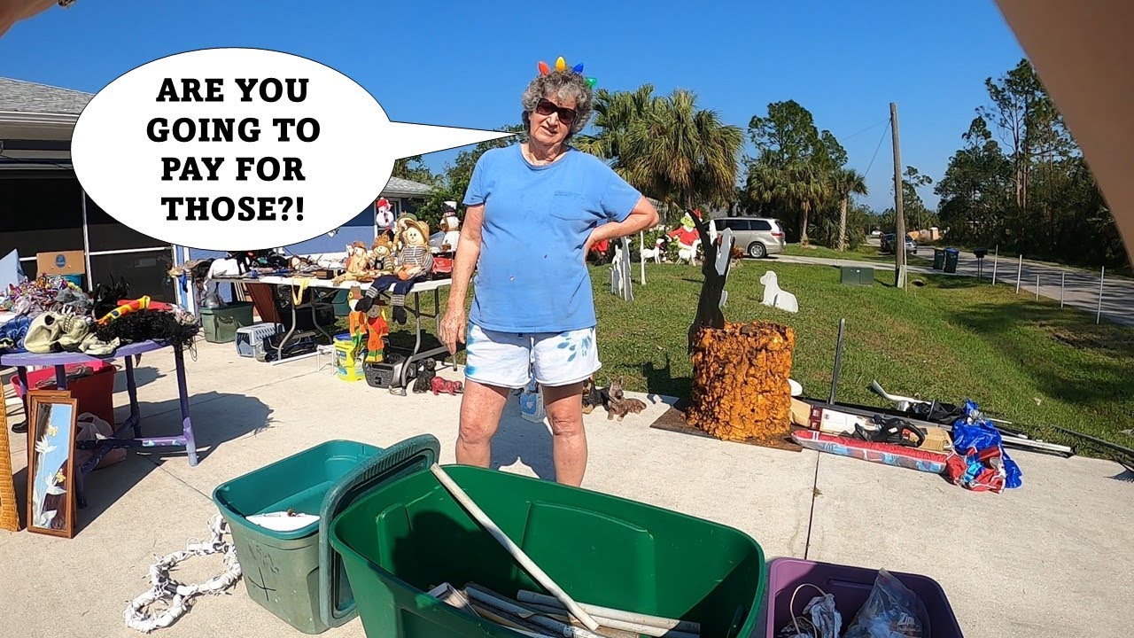 I GOT ACCUSED OF STEALING AT THIS GARAGE SALE! - YouTube