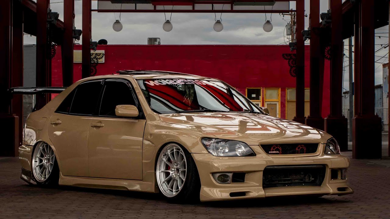 BAGGED LEXUS IS300 | 4K - YouTube