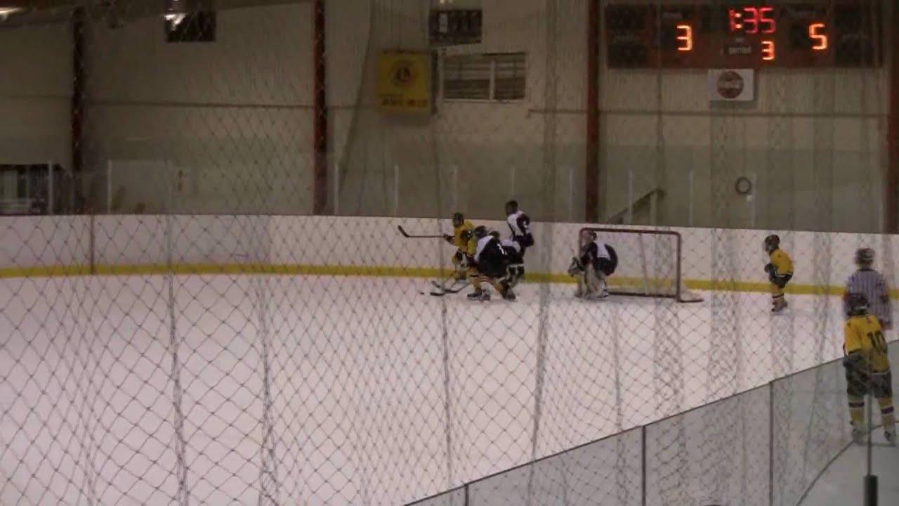 Bruins v McKnight Mustangs 24 October 09 #14 Daniel Goal - YouTube