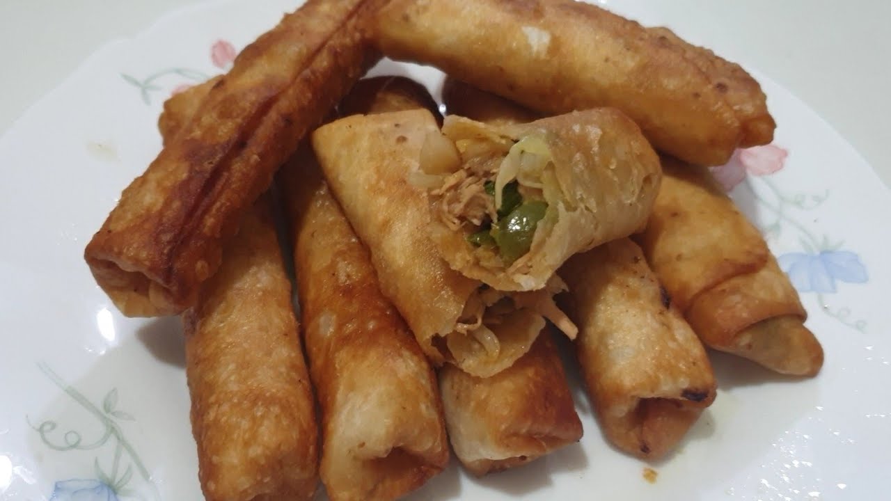 Crispy Chinese Chicken Spring Rolls | Noodles Rolls Recipe by ...