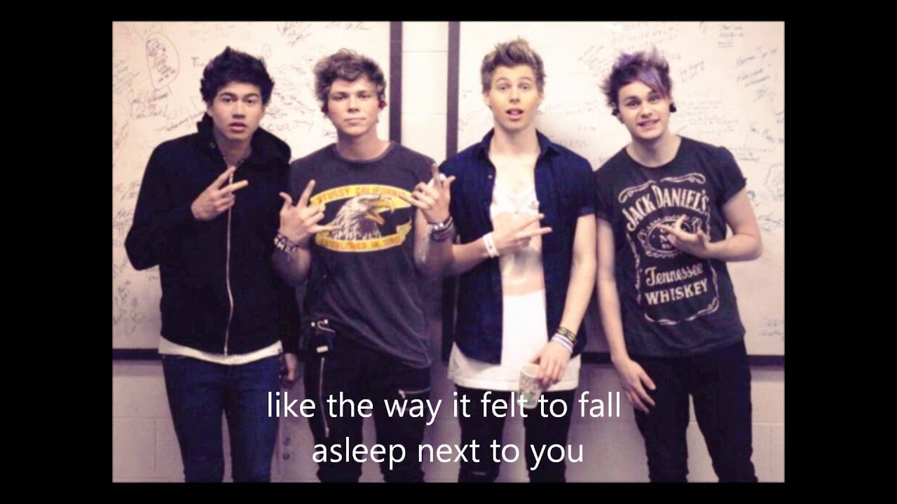 5sos -amnesia official - YouTube
