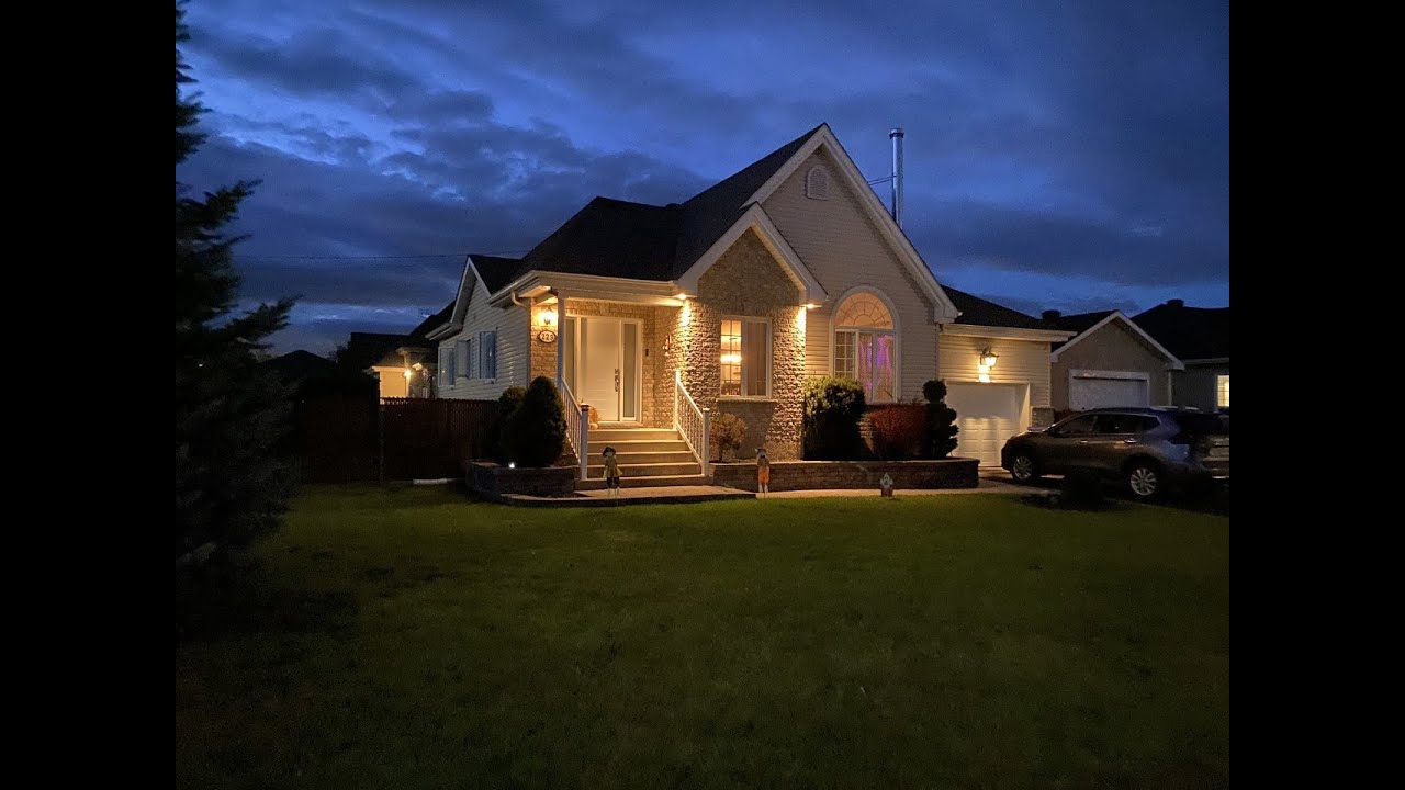 229 Anne Marie, Napierville, QC - YouTube