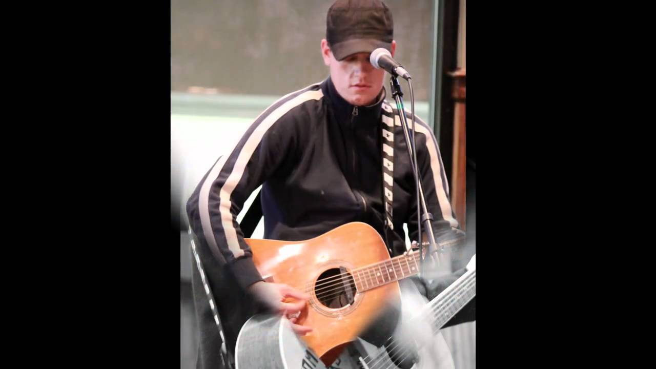 Aaron Lawrence performing original song "Molly". - YouTube