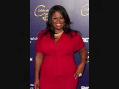 I Look to You Kim Burrell &Whitney Houston - YouTube