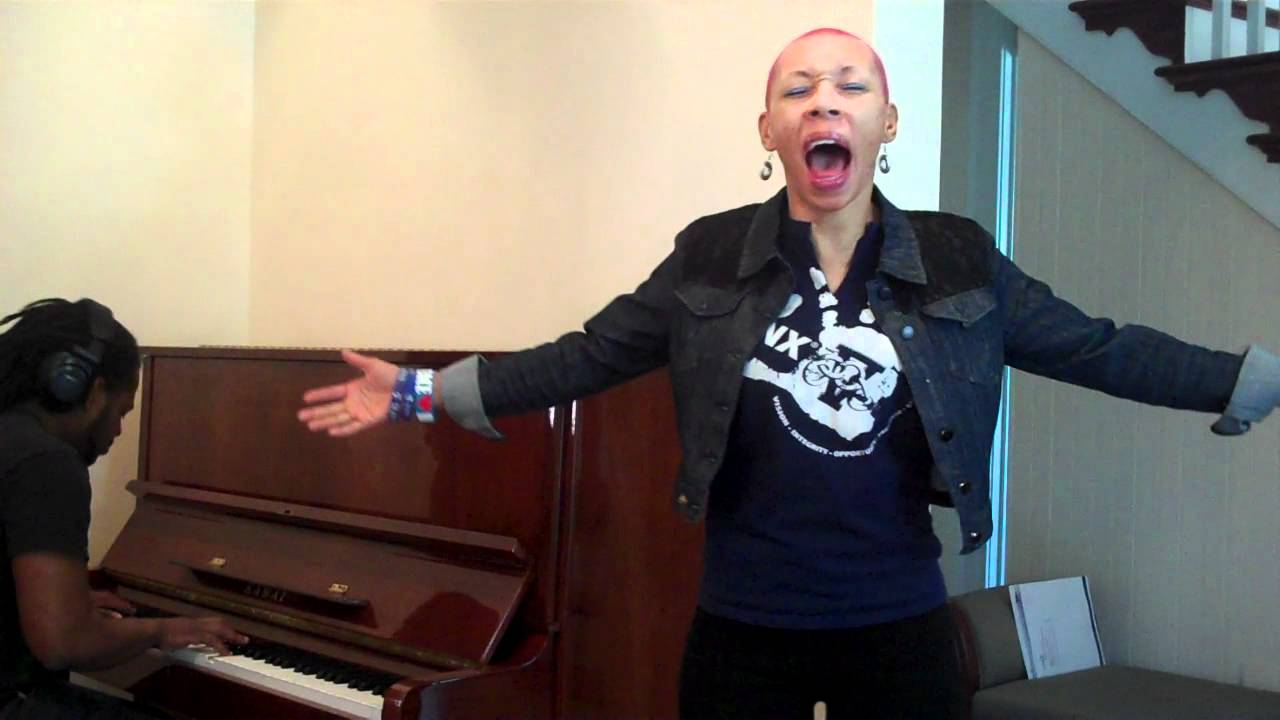 Phyllis Hyman "Living All Alone" Rendition Tia Dae w/V. Rich - YouTube