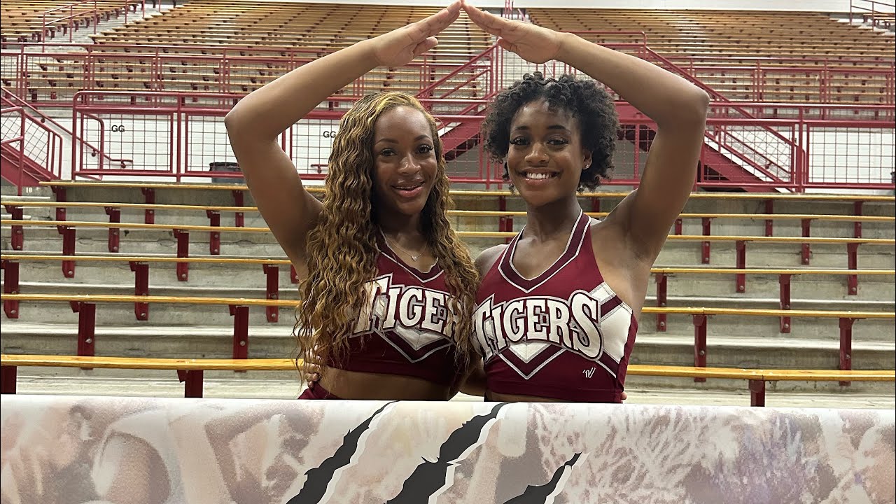 What’s Your Favorite Thing About Morehouse College Cheer? - YouTube