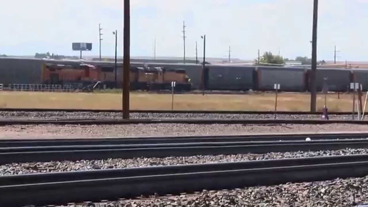 UP Yard Cheyenne Switching - YouTube