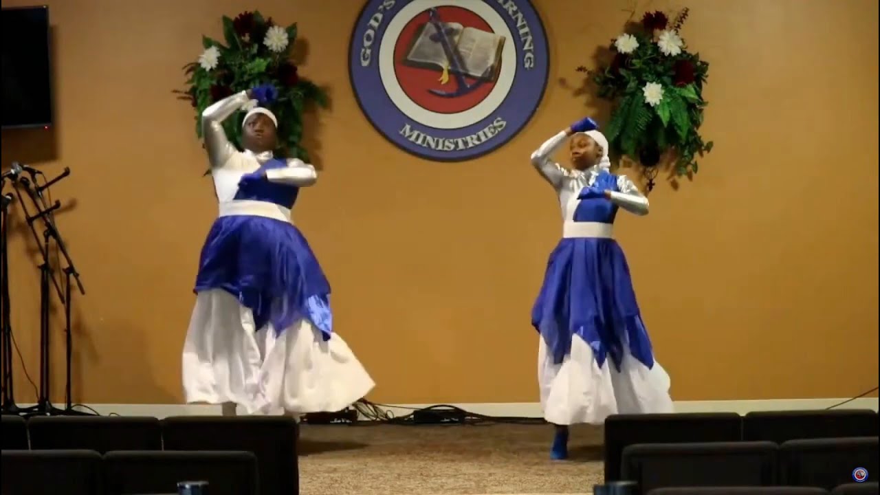 Angels Of Praise Worship Performance to Jehovah Jireh by Jekalyn Carr ...