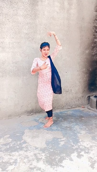 Chikni Chikni Baton Mein Aao Na Tere Hathon Mein Song 🎶🎶📷📷📷🥰🥰💃💃💃🫵🫵
