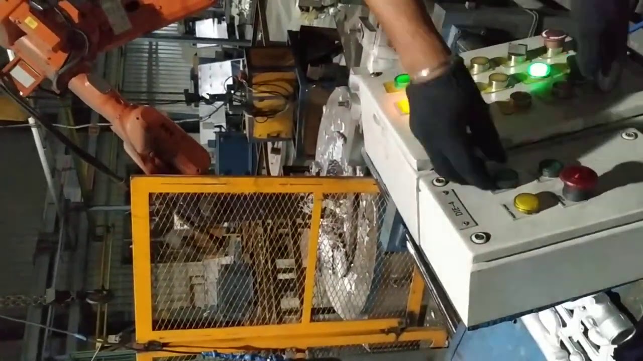 Die Casting Mattel pouring Robotics System 4 Die and 1 Robot under 145 ...
