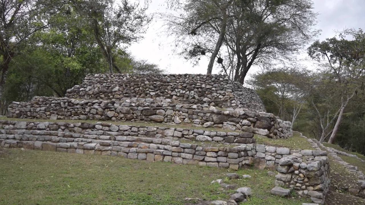Tancama Zona Arqueológica - YouTube