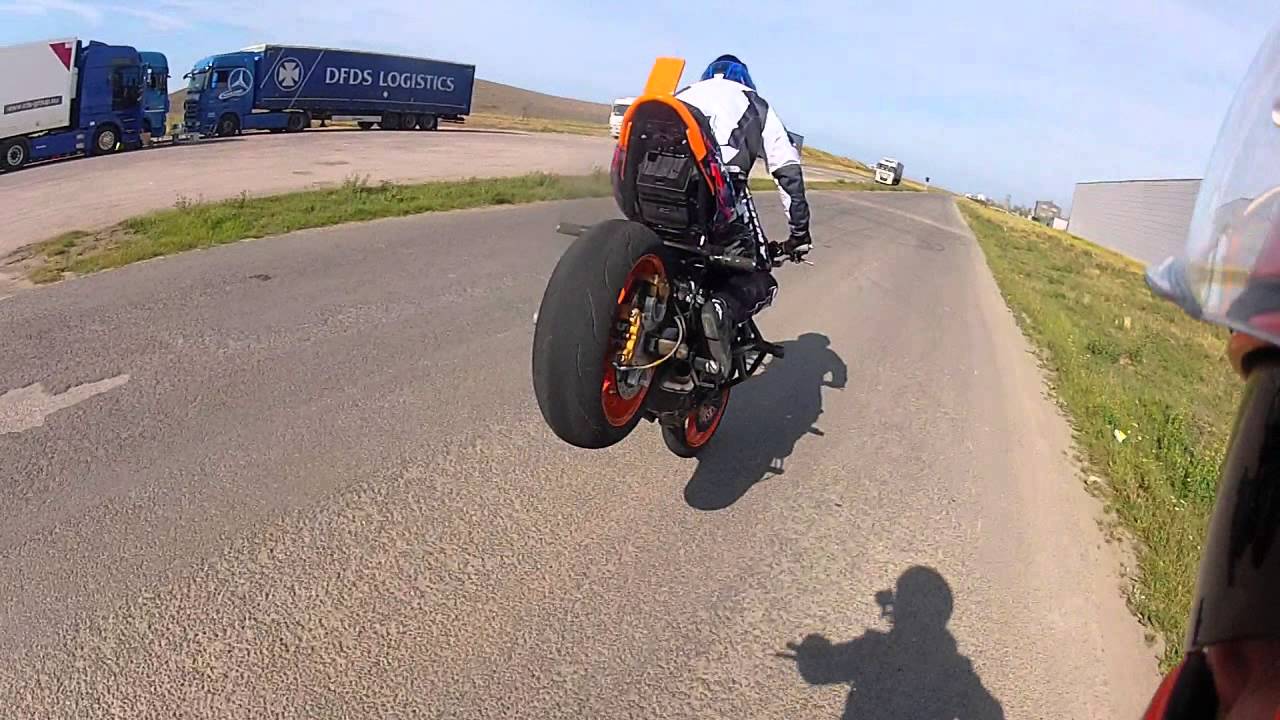 Stoppie Trainning [HD] - YouTube