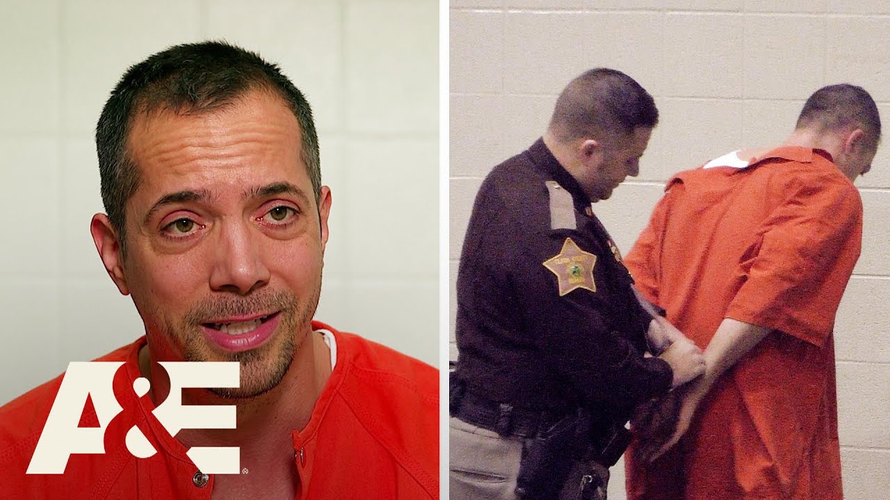 60 Days In: Robert Gets Sent to Solitary Confinement | A&E - YouTube