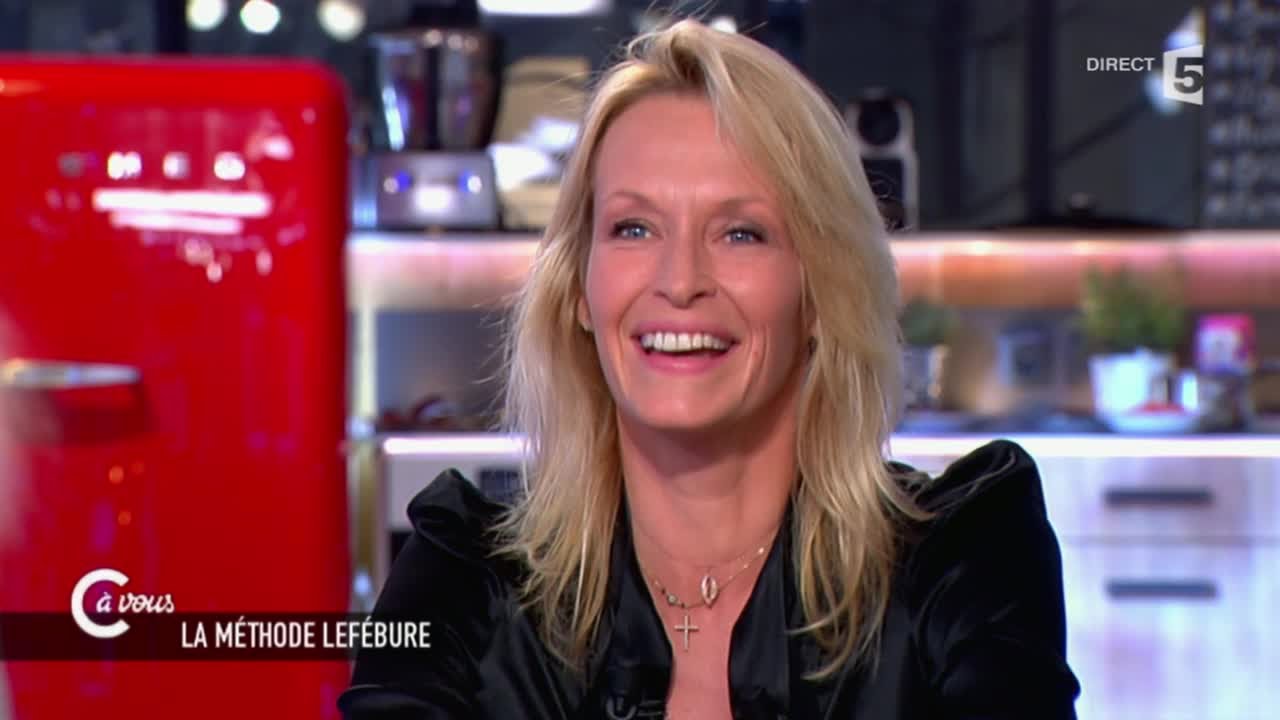 Estelle Lefébure sur ses années "top model" - C à vous - 26/03/2015 ...