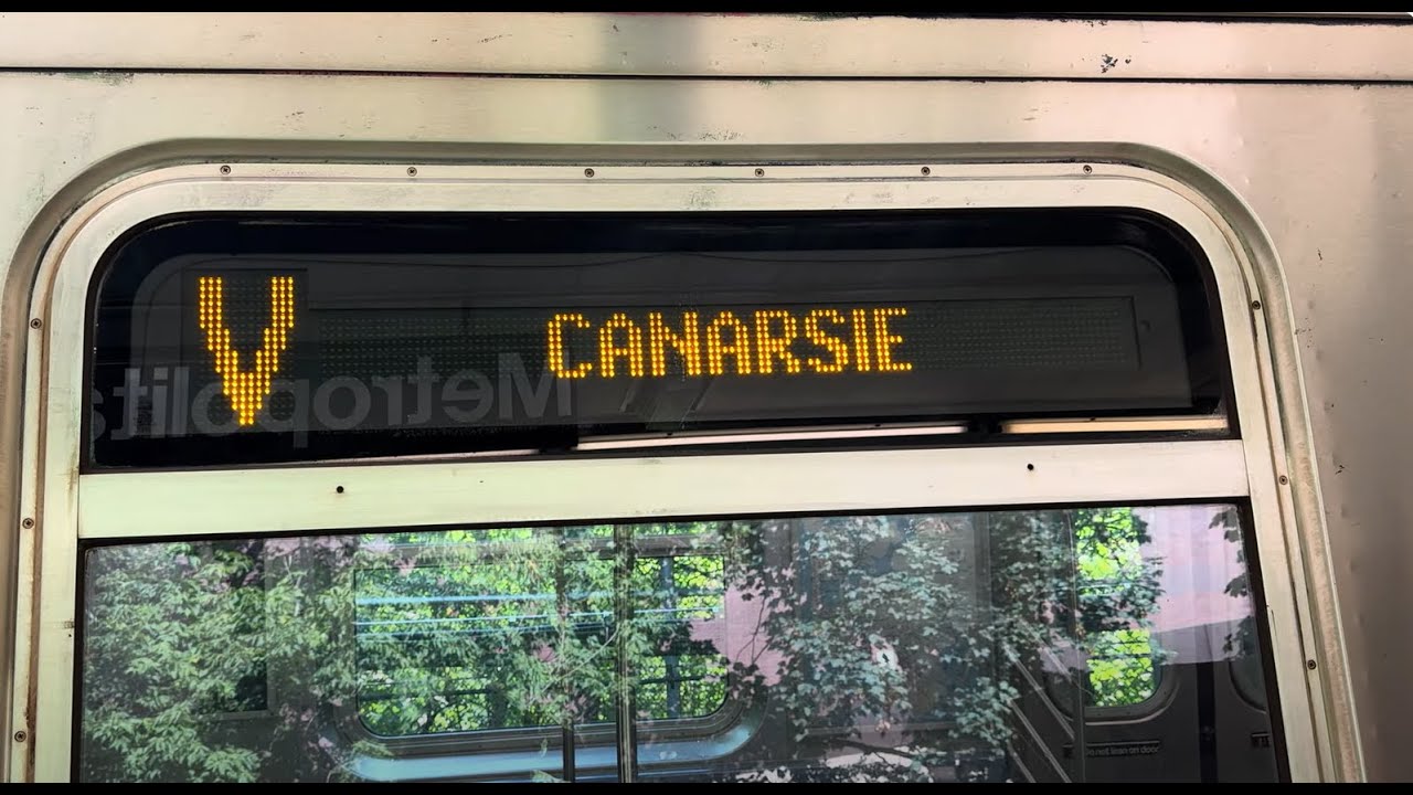 R160 (V) train to Canarsie at Metropolitan Av as a code break. - YouTube