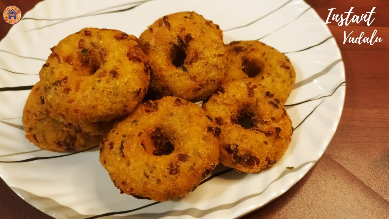 Instant Vada recipes ||Rawa vada in Telugu ||Instant Vada recipes in ...